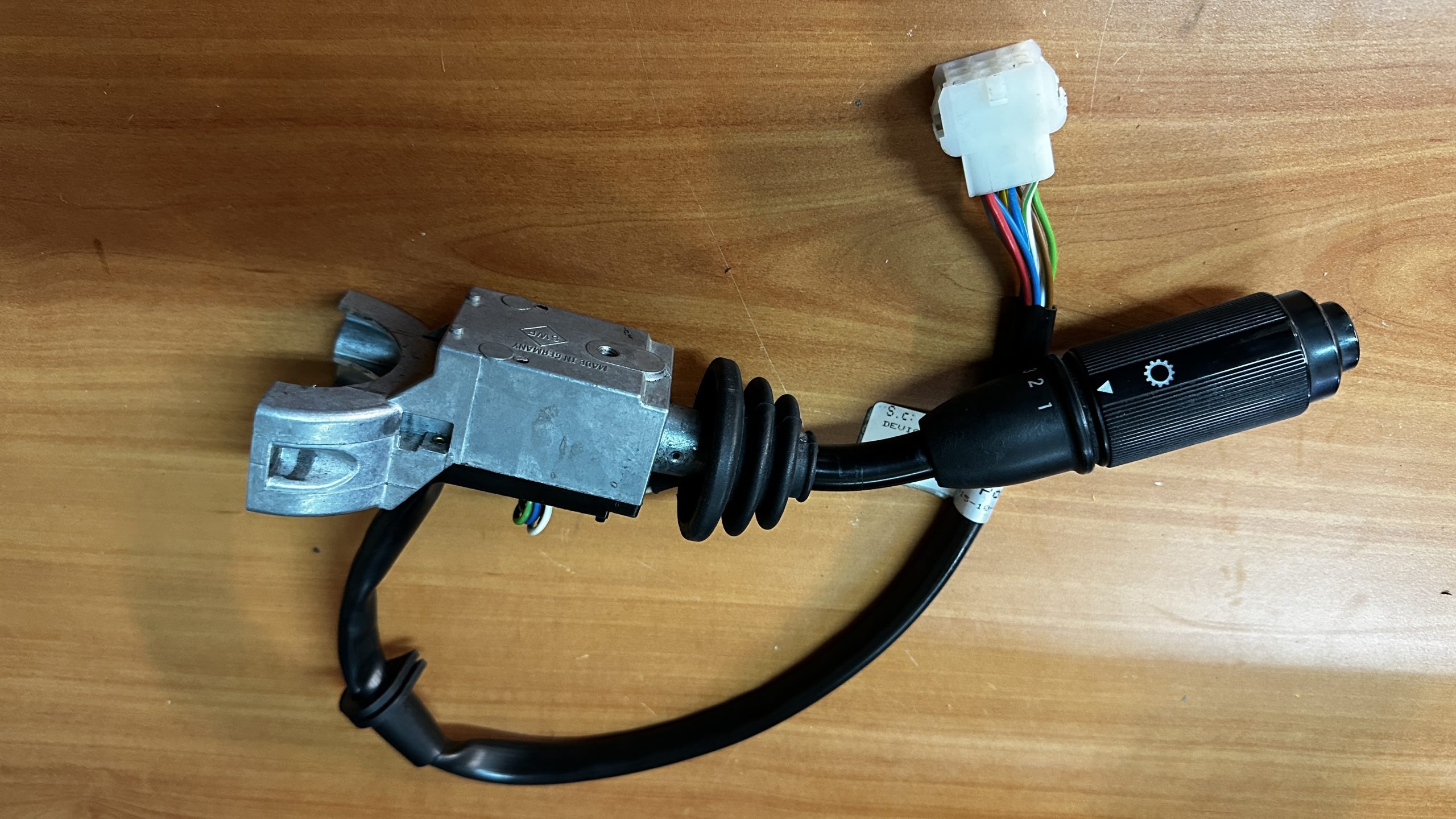 Gear Switch for Fantuzzi Port Equipment – 3E.FA.104 - Portneeds.com